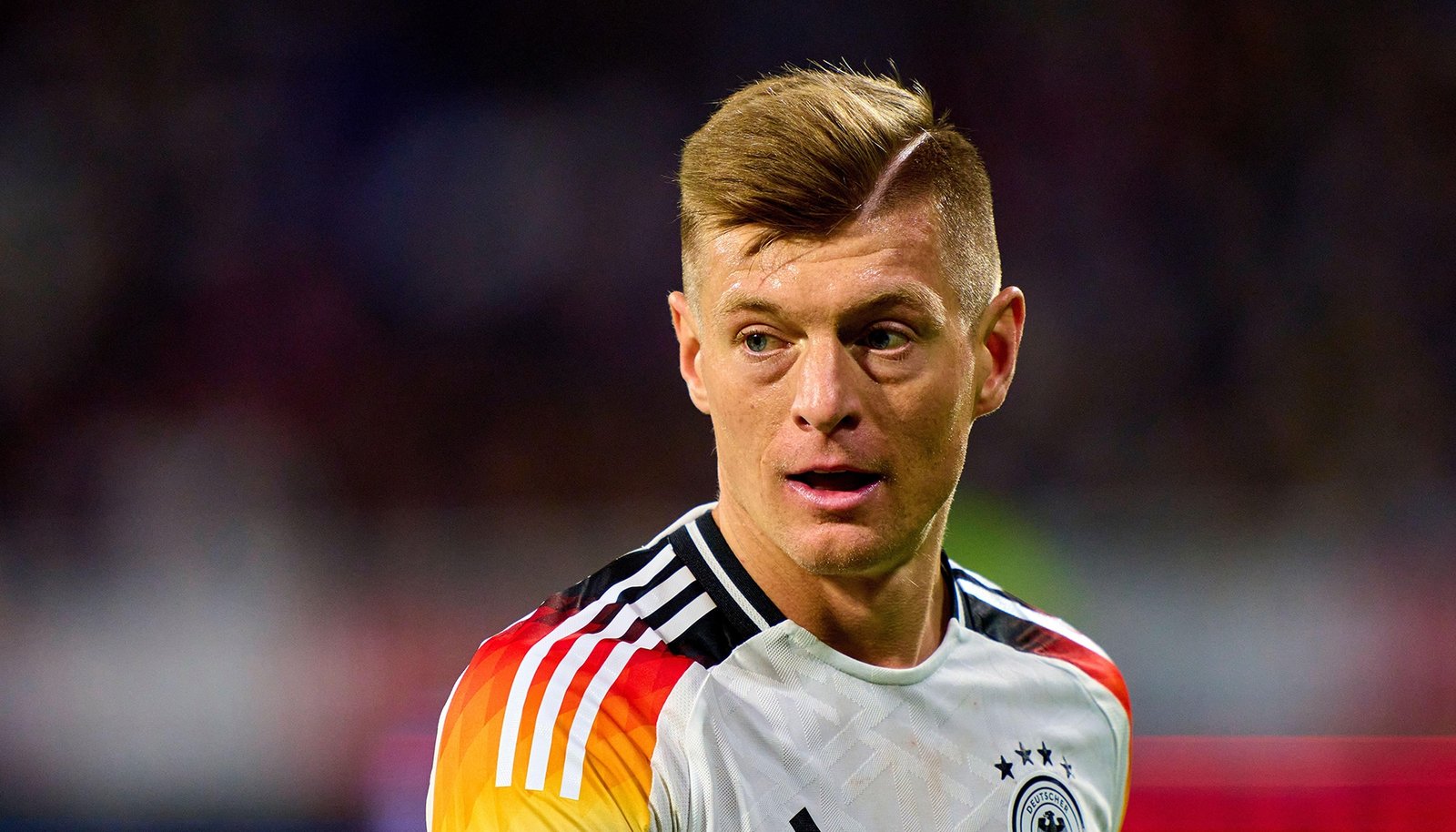 Toni Kroos Vermögen - So reich ist die Fußballlegende wirklich